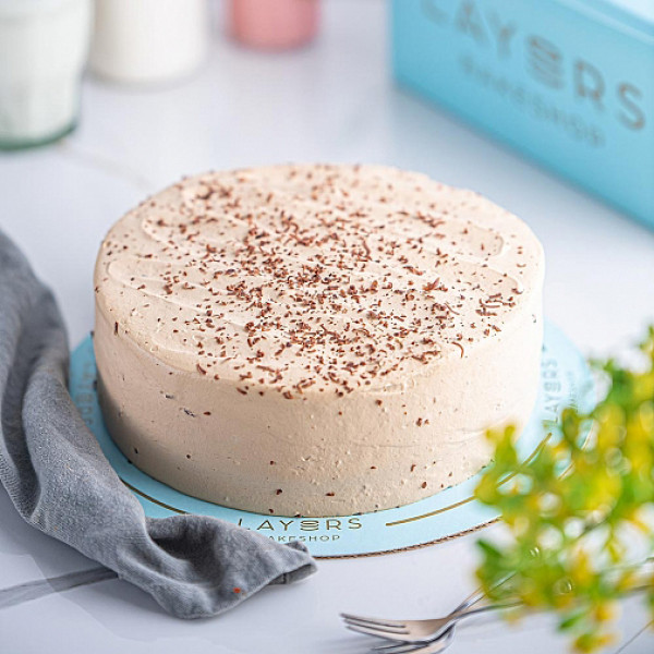 Layers Bakeshop cakes to Lahore