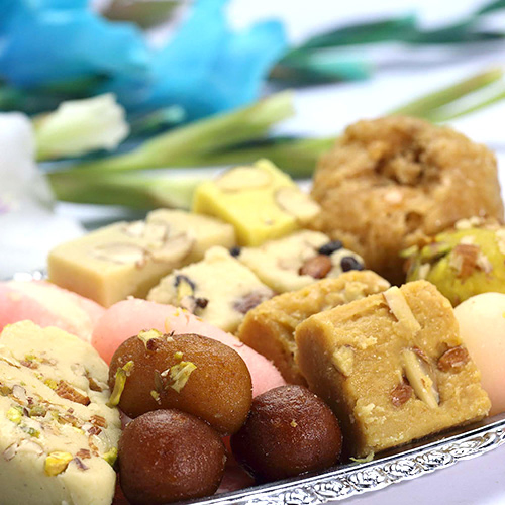 1Kg Mix Sweets from Arabian Delight | Send Mithai to Lahore ...